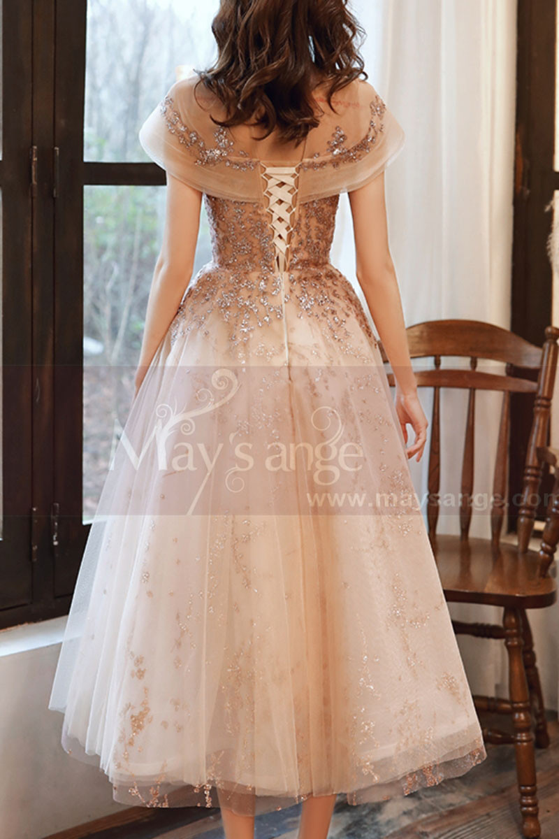 Shiny Princess Evening Dresses For Weddings With Cape Top And Flared Skirt