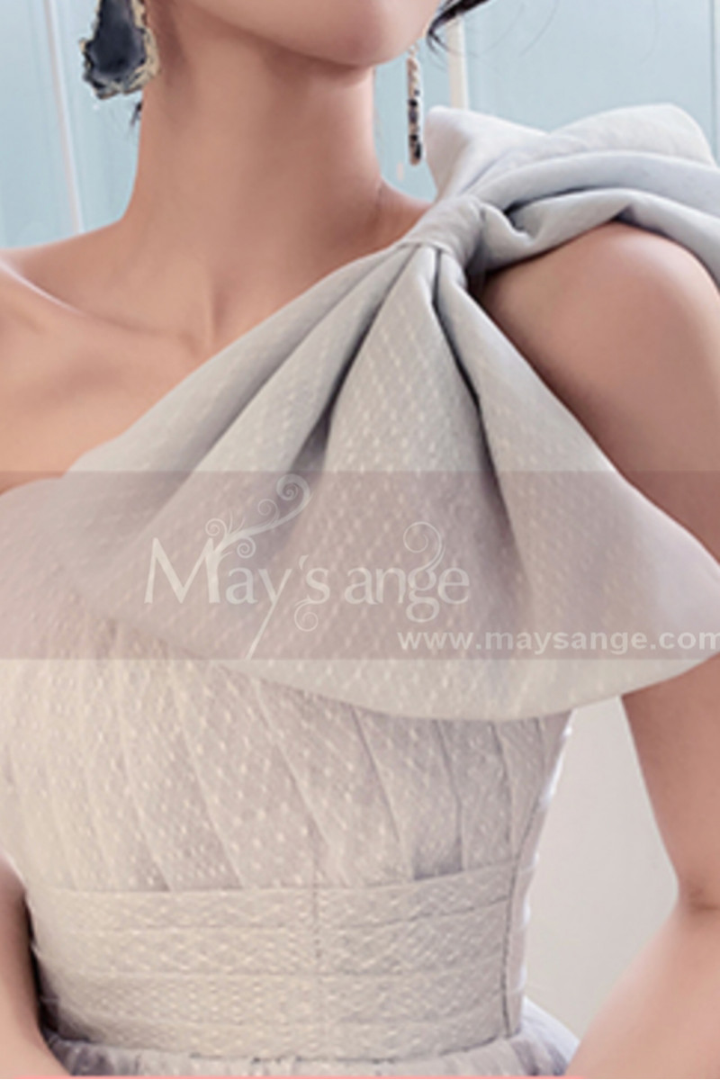 Robe Courte Pour Mariage Avec Grand Nœud Asymétrique - Ref L1214 ...