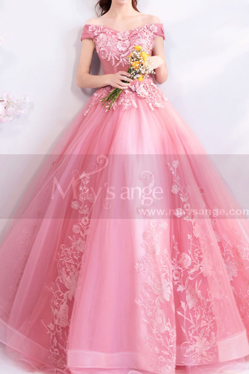 Robe de princesse rose en tulle brodé avec manches tombantes - Ref ...