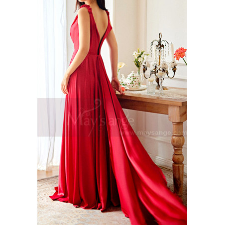Red satin evening dress with double V neckline and small decorations on ...